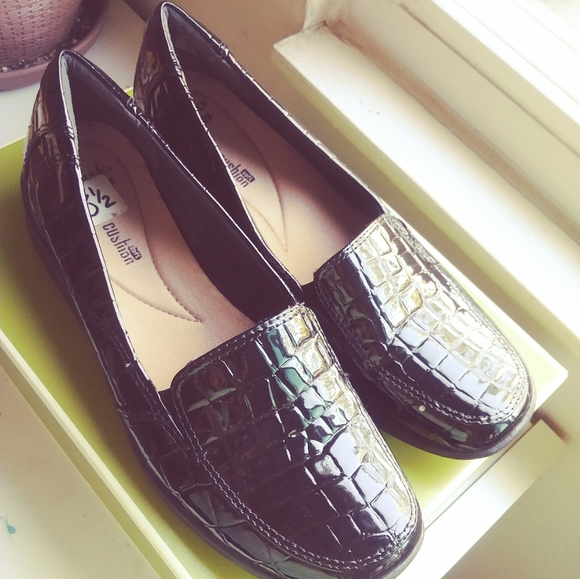 Clarks | Shoes | Clarks Womens Slip On Casual Shoes | Poshmark